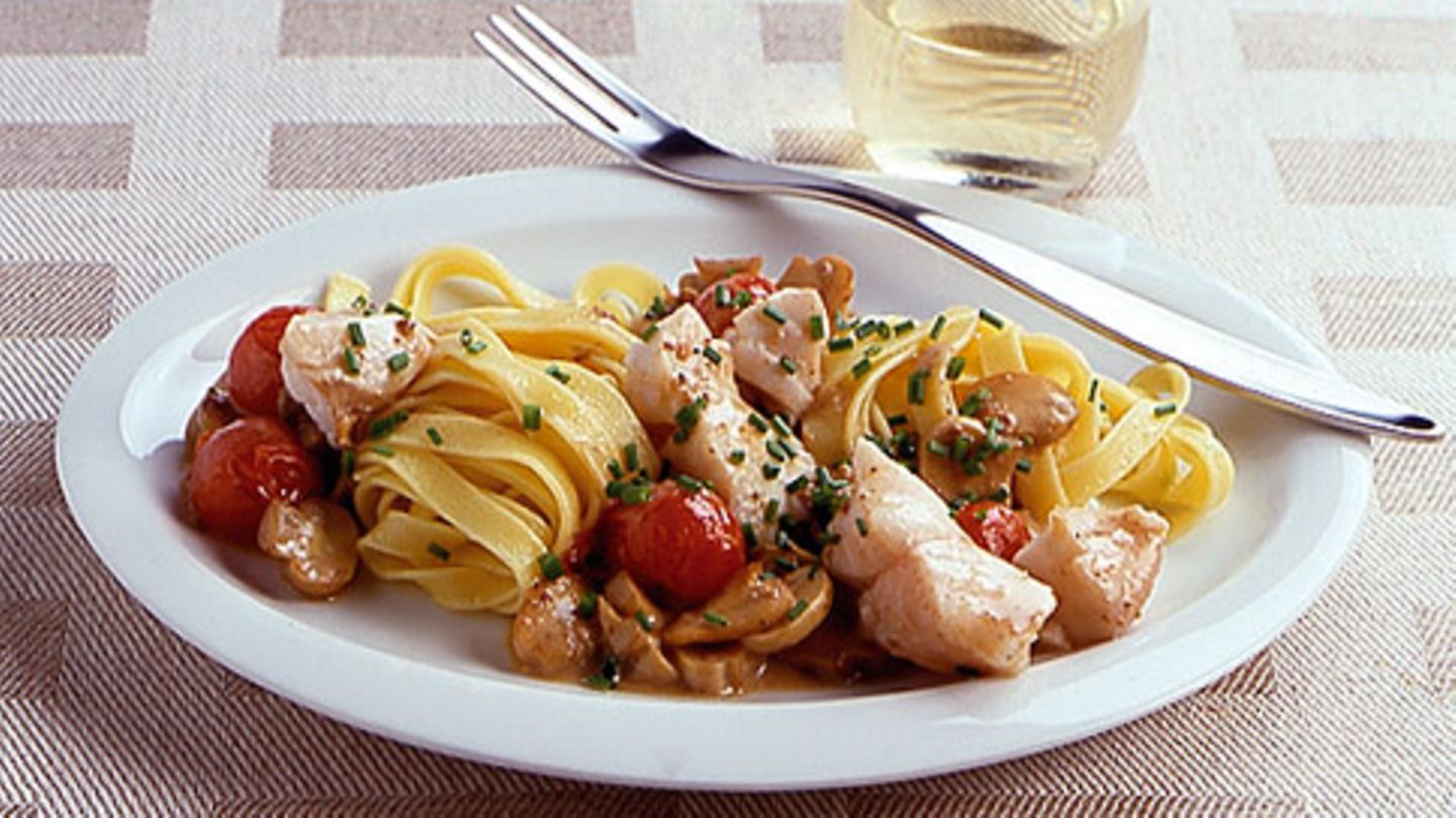 Tagliatelle mit Rotbarsch-Ragout Rezept - [ESSEN UND TRINKEN]
