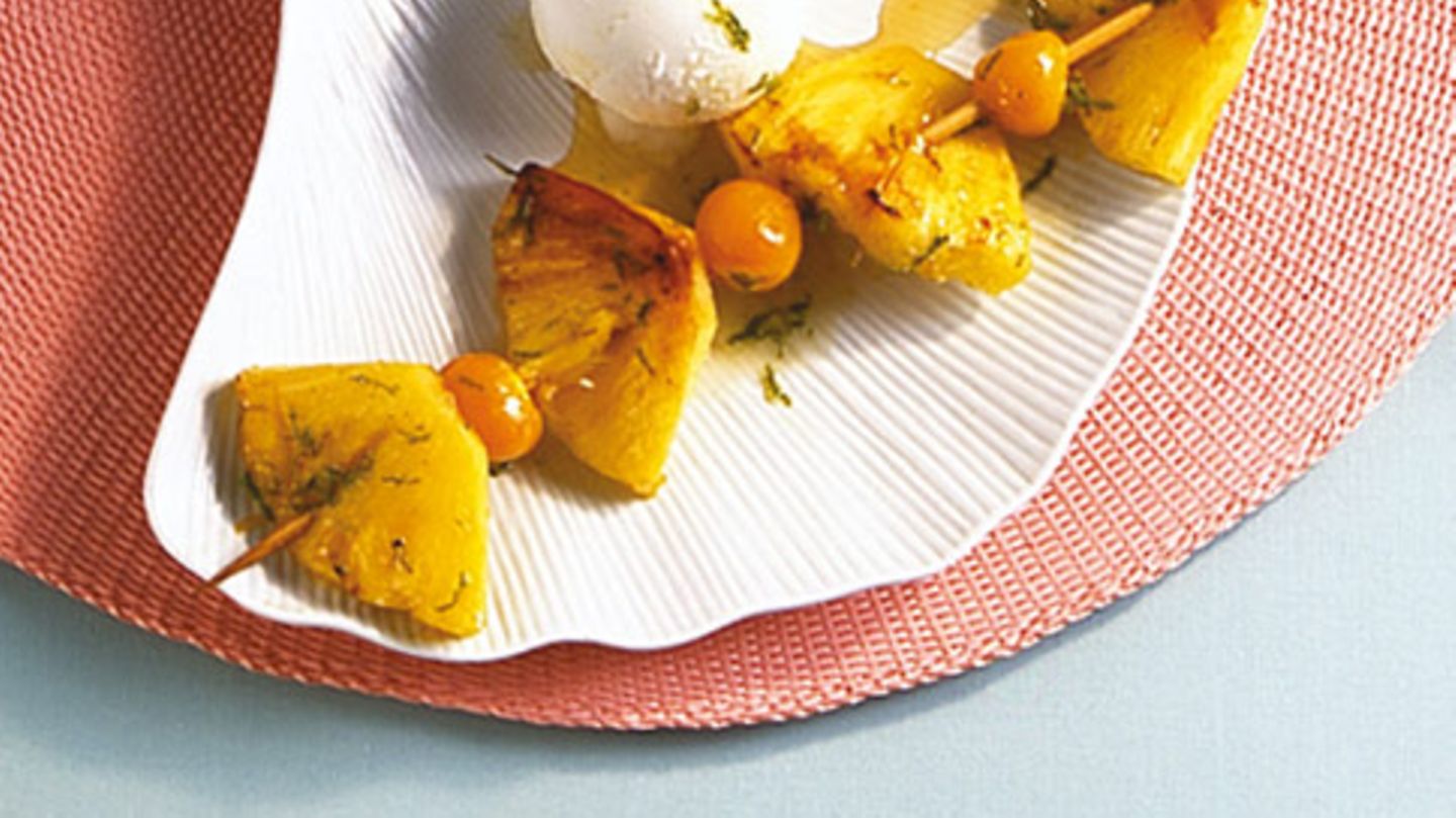 Gebratene Ananas Rezept - [ESSEN UND TRINKEN]