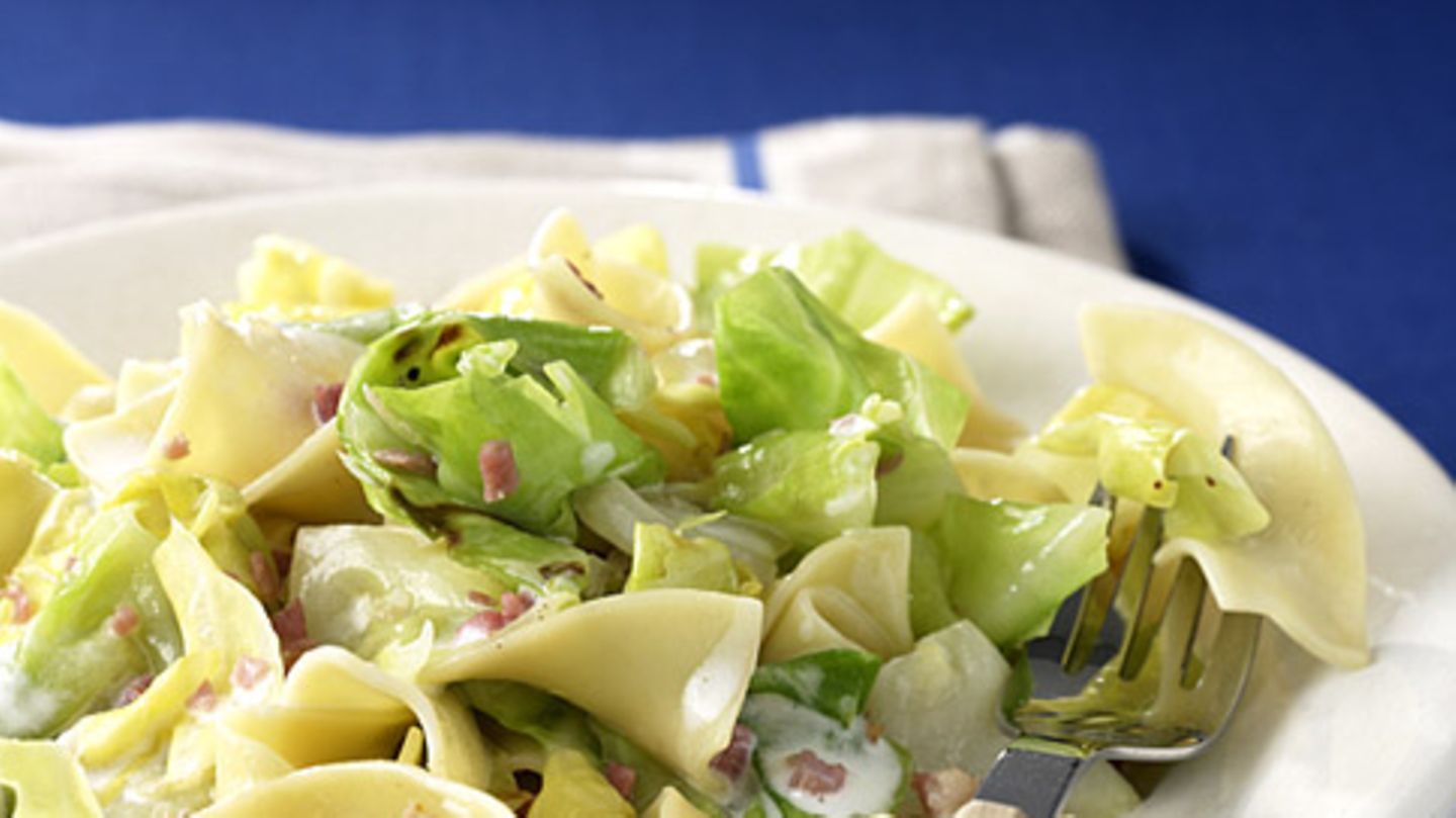 Spitzkohlfleckerl Rezept - [ESSEN UND TRINKEN]