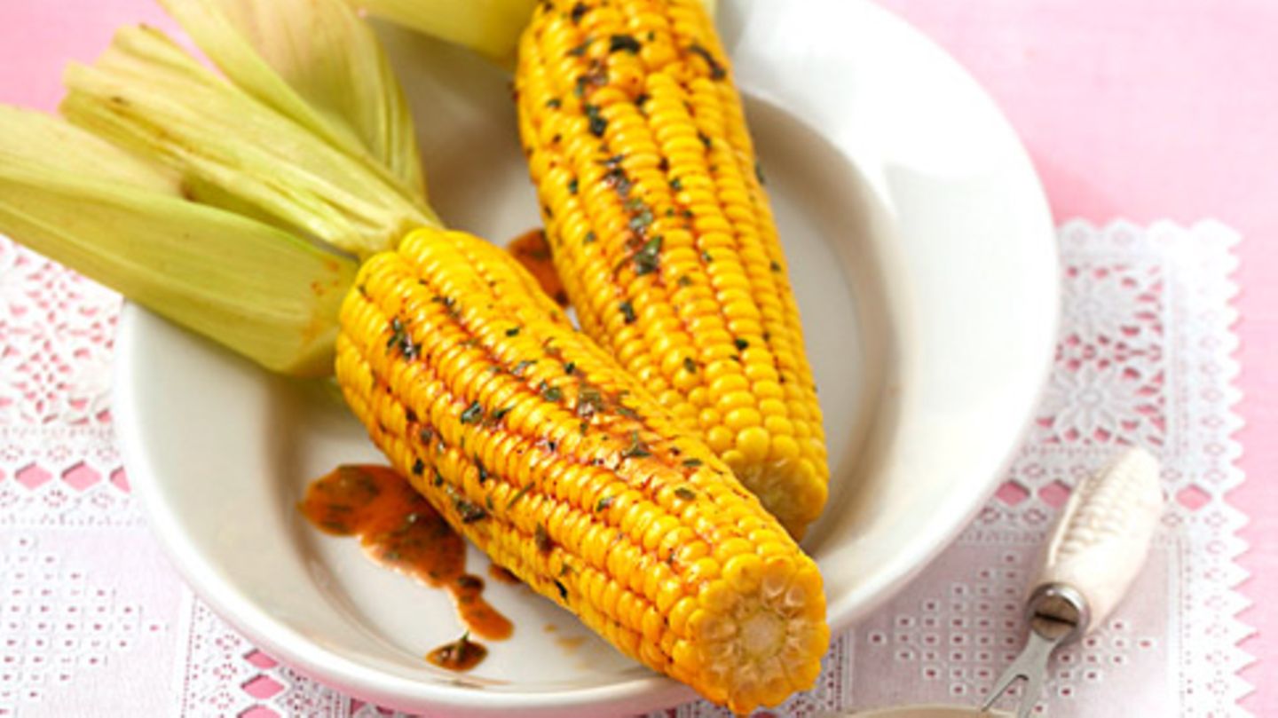 Maiskolben mit Tandooributter Rezept - [ESSEN UND TRINKEN]