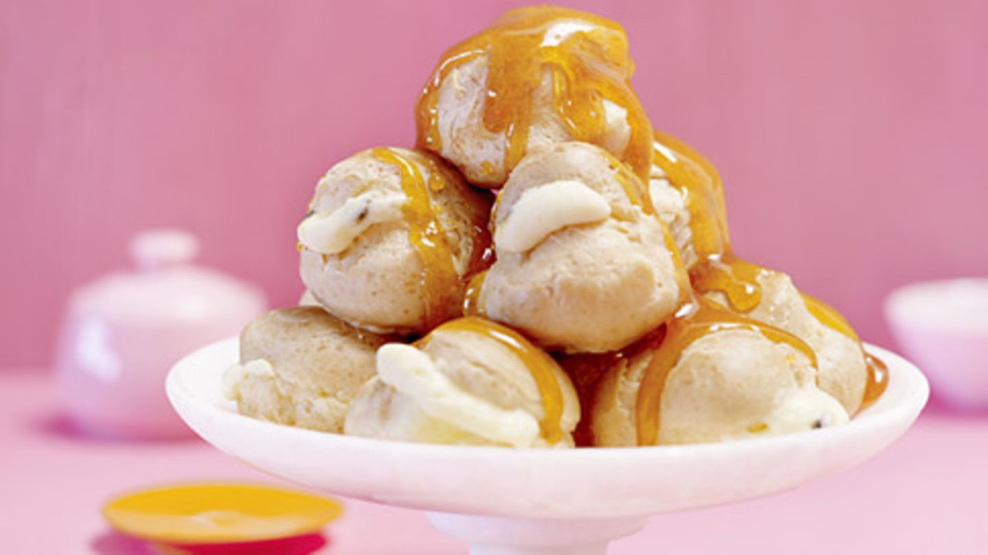Passionsfrucht Profiteroles Rezept - [ESSEN UND TRINKEN]