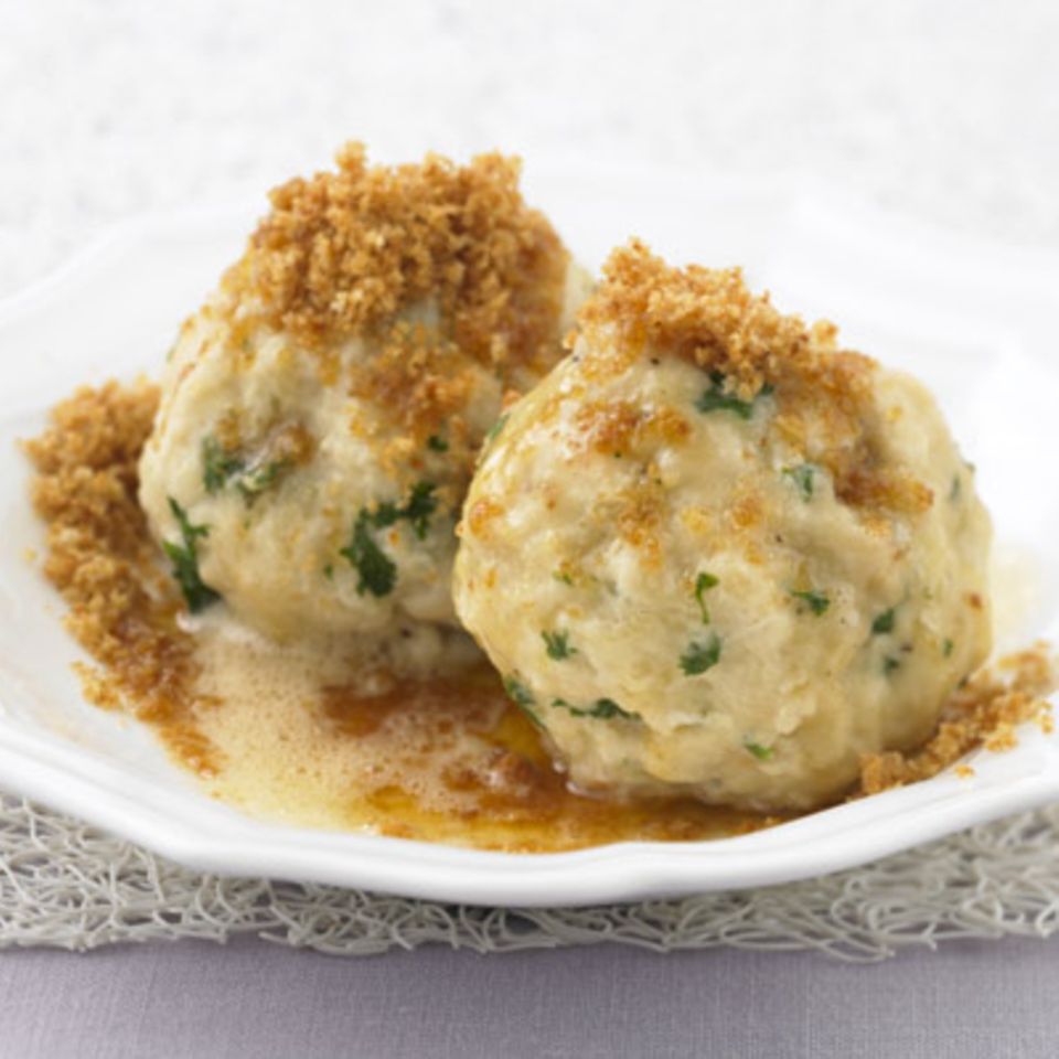 Knödel: leckere Rezepte - [ESSEN UND TRINKEN]