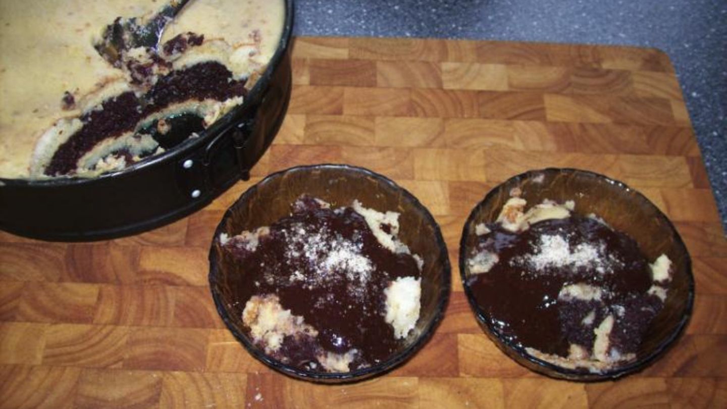 Schomlauer Nockerl mit Amaretto Rezept - [ESSEN UND TRINKEN]