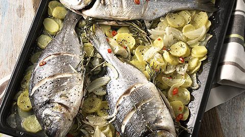 Doraden aus dem Ofen Rezept - [ESSEN UND TRINKEN]