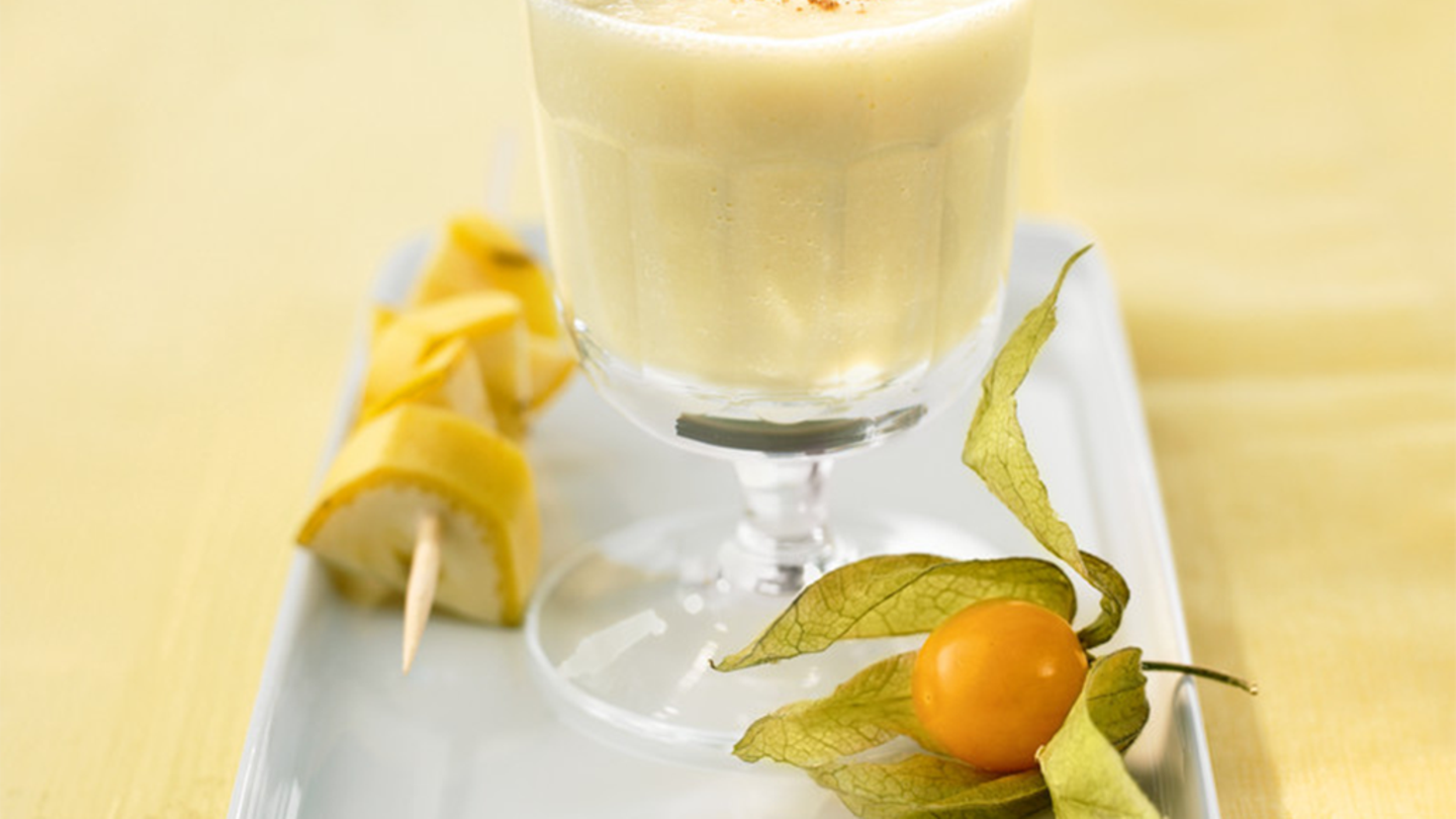Pomelo-Buttermilch-Smoothie Rezept - [ESSEN UND TRINKEN]