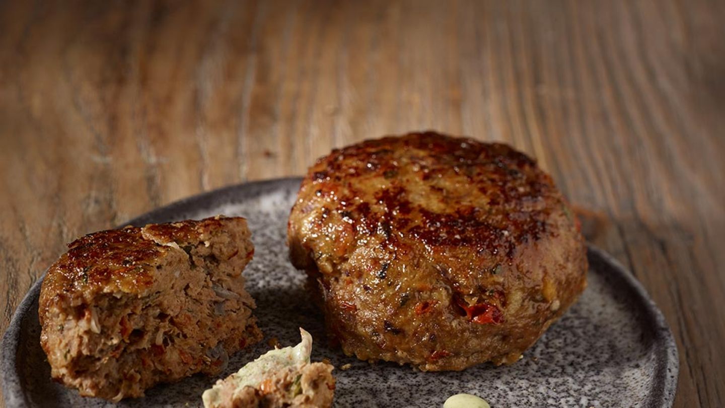 Tomaten-Bulette mit Feta-Creme Rezept - [ESSEN UND TRINKEN]