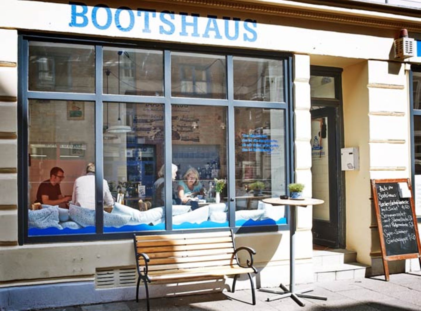 Maritimes in der Hamburger Neustadt: Das Bootshaus - [ESSEN UND TRINKEN]