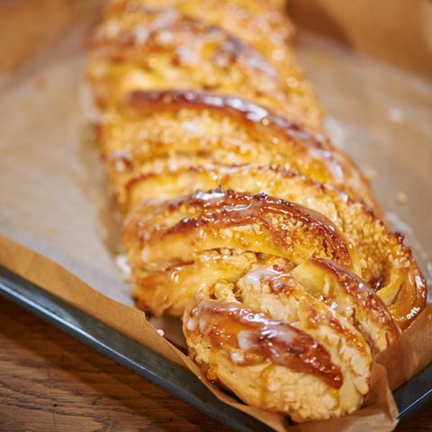 Striezel: Rezept für das Hefegebäck - [ESSEN UND TRINKEN]