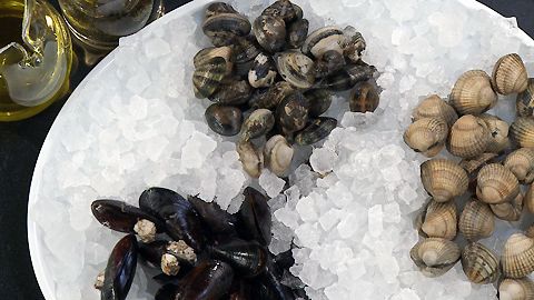 Muscheln garen Rezept Rezept - [ESSEN UND TRINKEN]