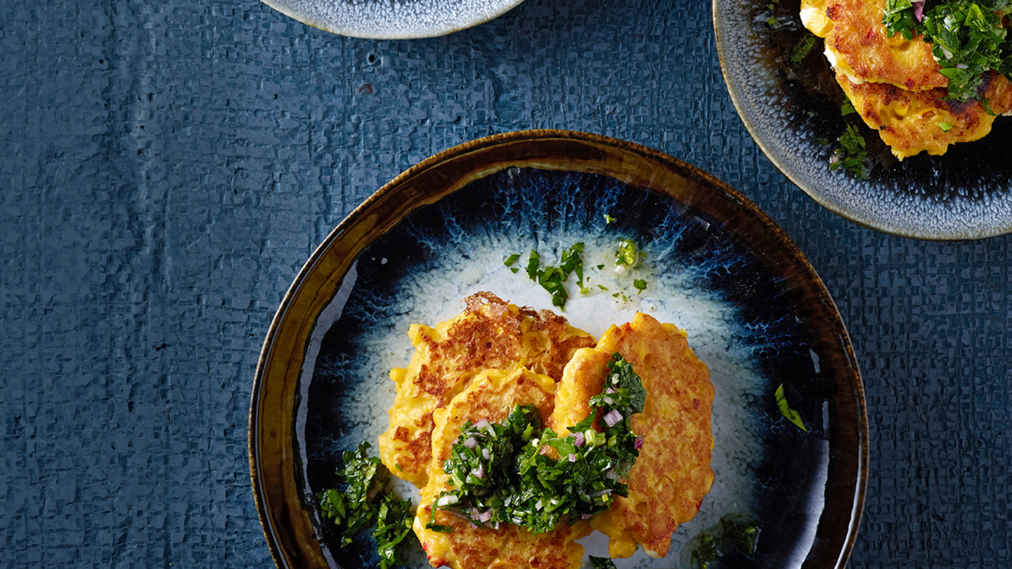 Maispuffer mit Chimichurri Rezept - [ESSEN UND TRINKEN]