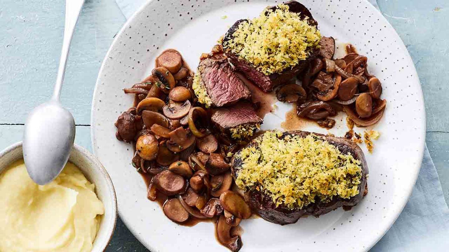 Rinderfilet mit Portwein-Pilzen und Selleriepüree - [ESSEN UND TRINKEN]