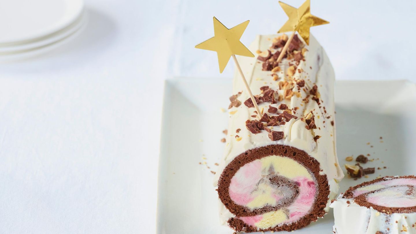 Eis-Roulade Rezept - [ESSEN UND TRINKEN]