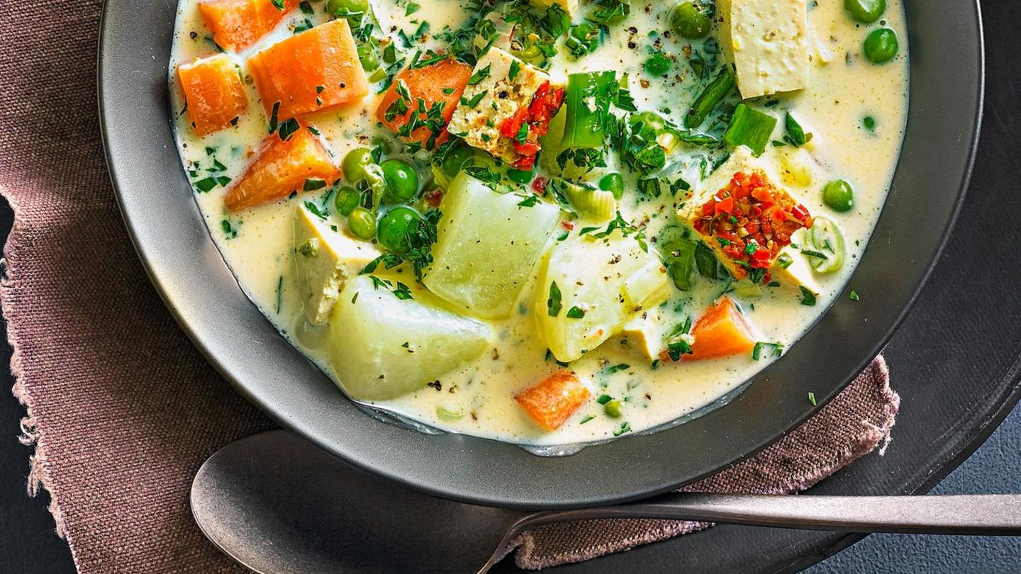 Gemüseeintopf mit Tofu Rezept - [ESSEN UND TRINKEN]
