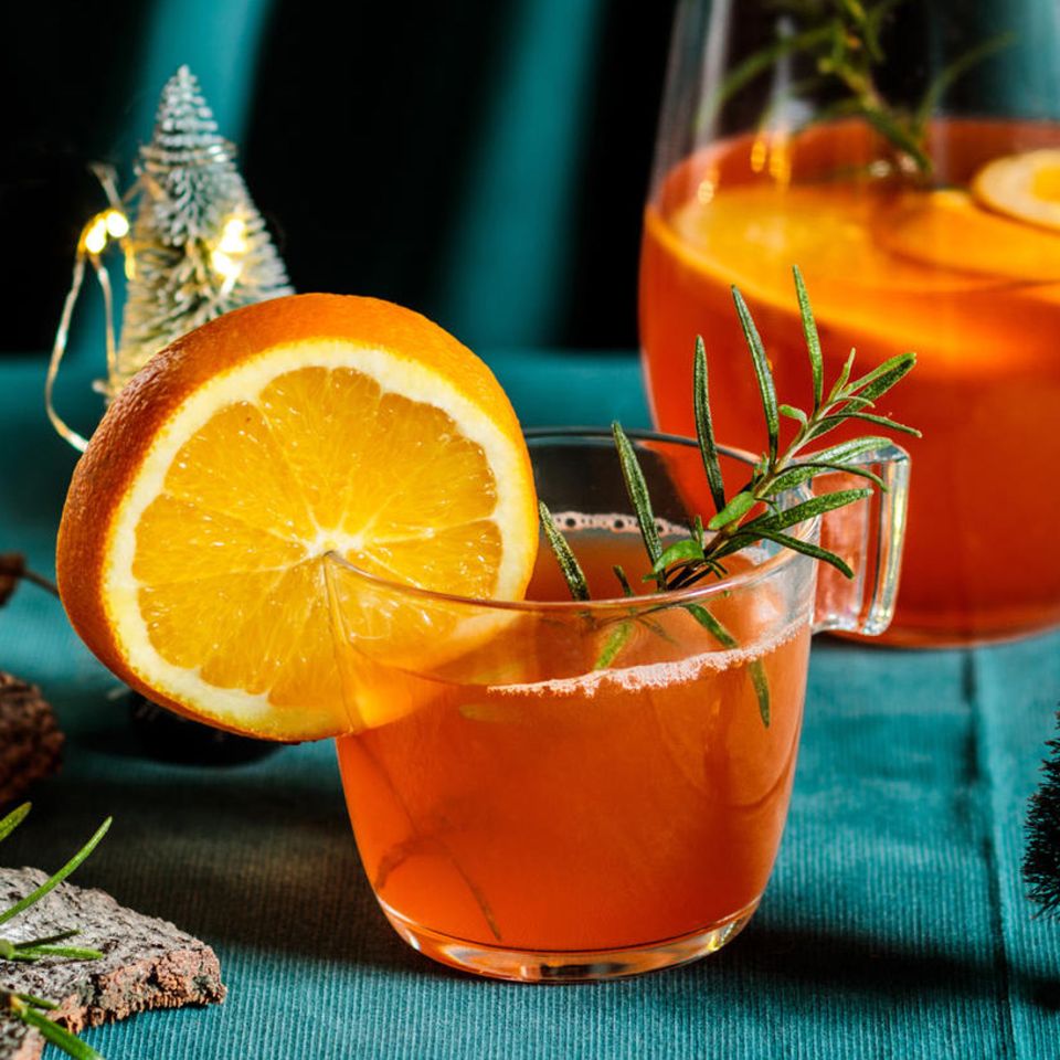 Hot Aperol: Rezept für heißen Aperol - [ESSEN UND TRINKEN]