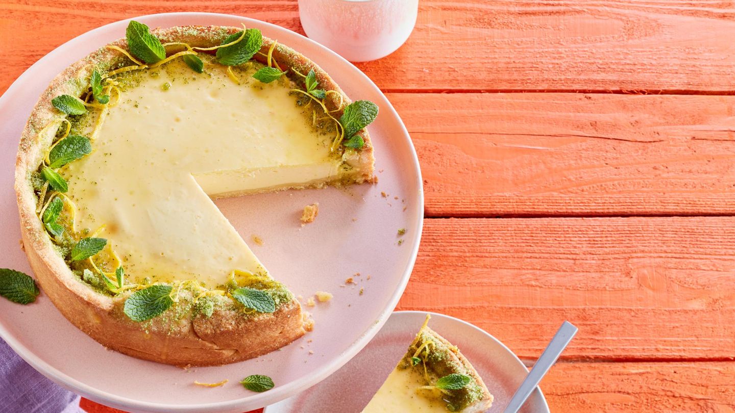 Lemon-Curd-Käsekuchen mit Minze - [ESSEN UND TRINKEN]