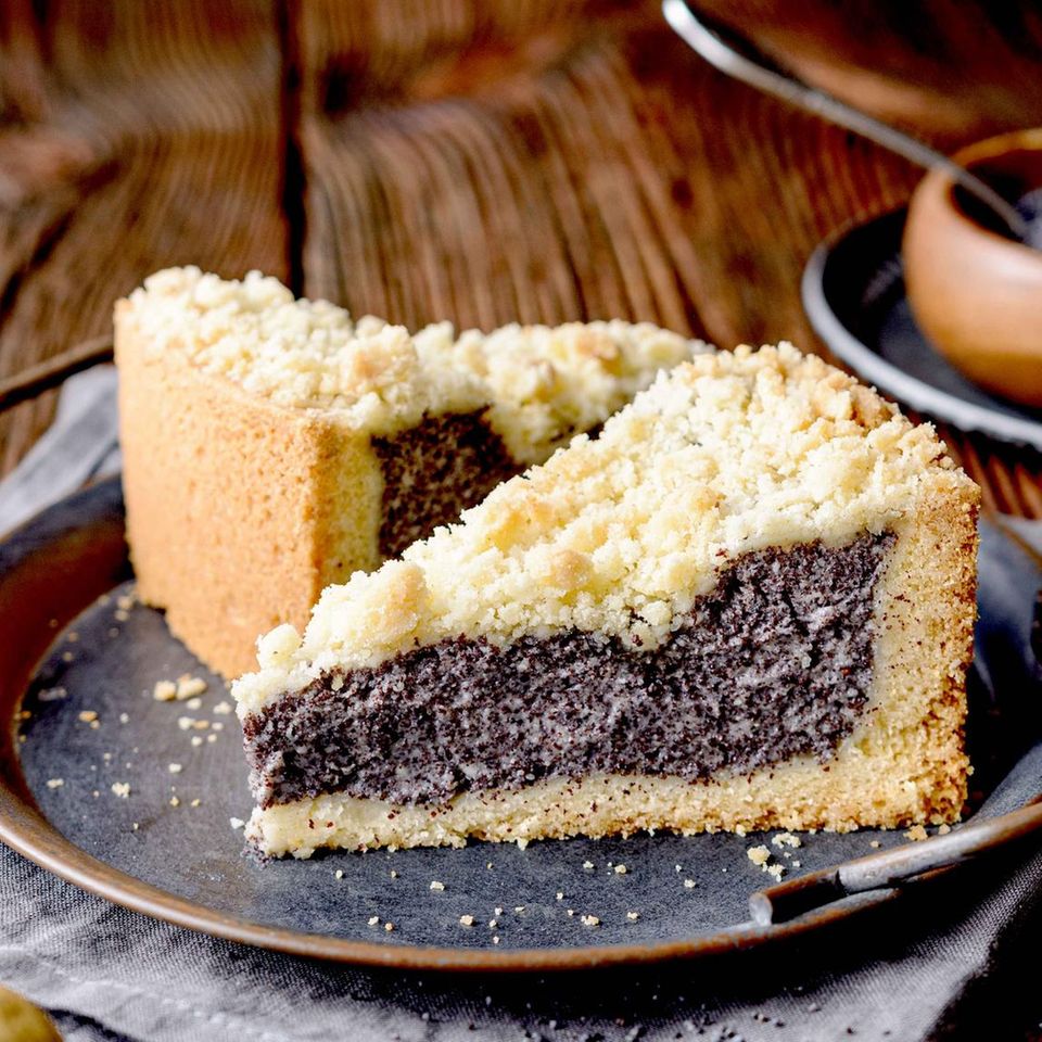 Mohnkuchen: einfach & saftig backen - [ESSEN UND TRINKEN]